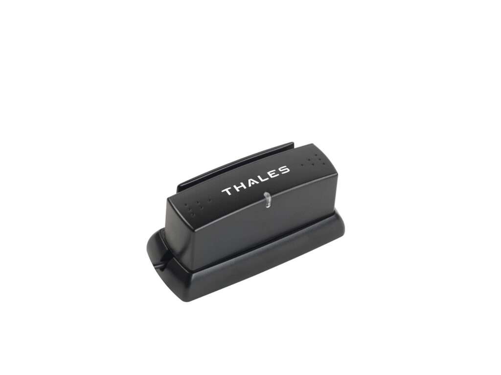 AT10K Desktop - 550, RFID - IDV Pacific